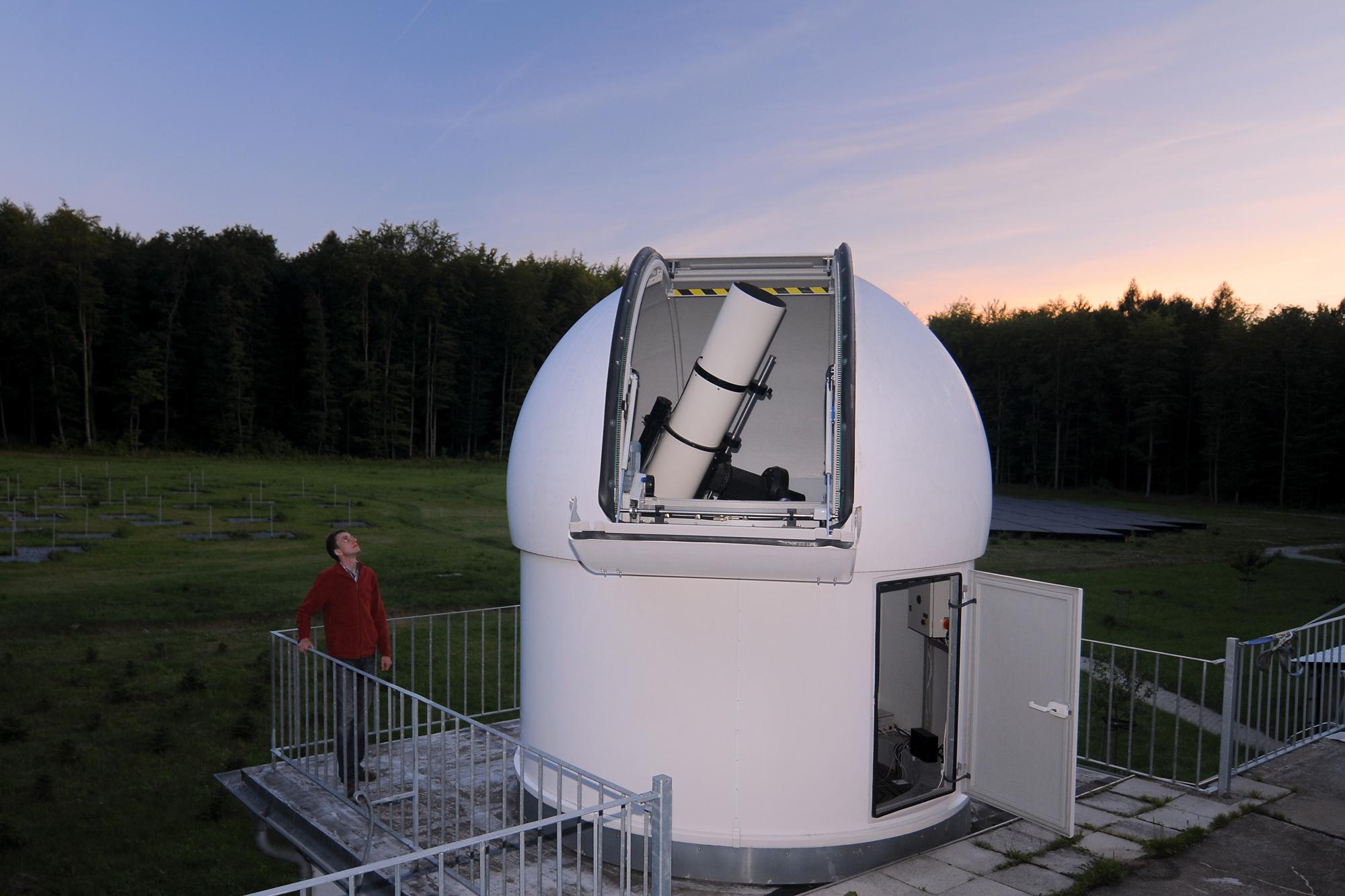TLS - Thüringer Landessternwarte - Telescopes and Technology